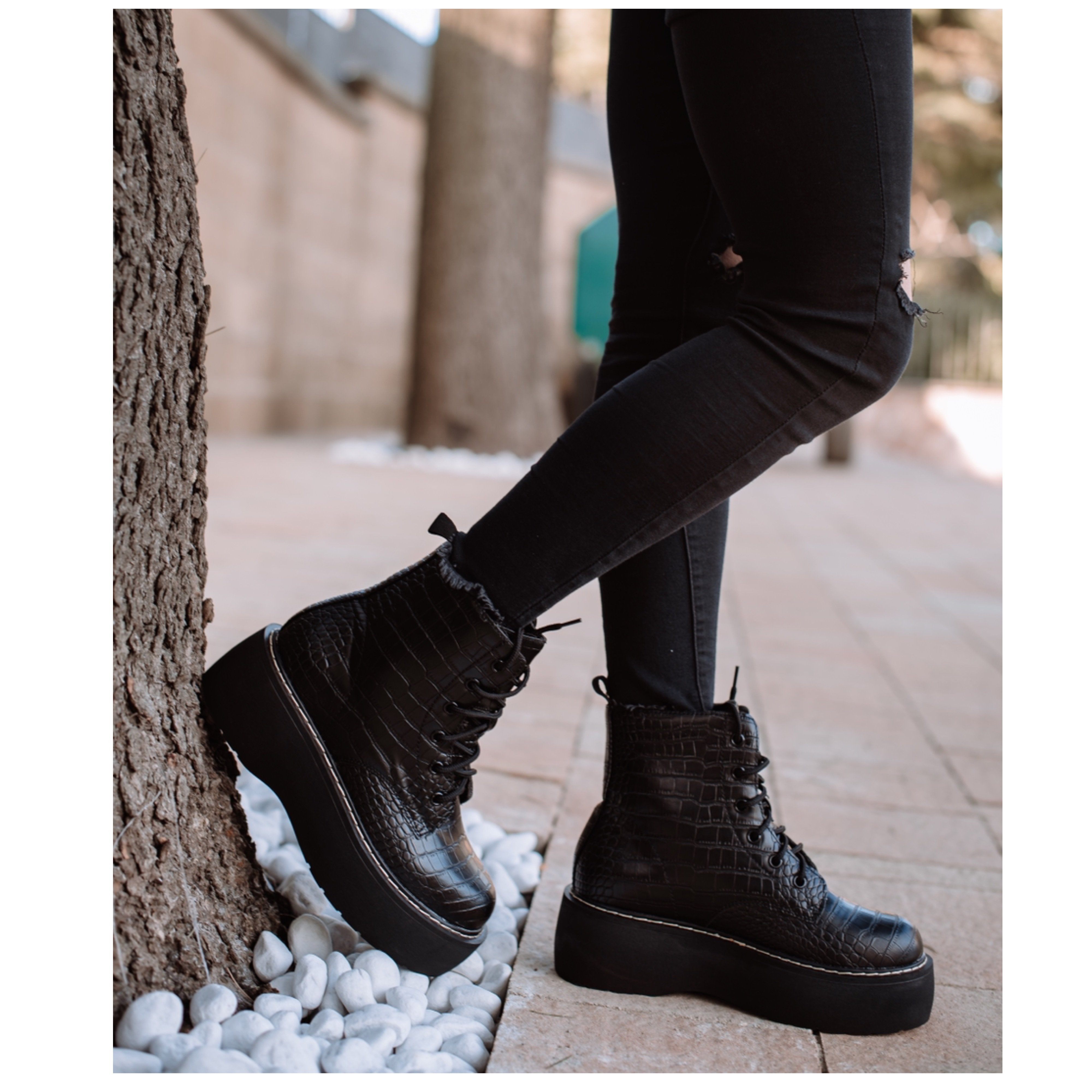 Biker croco con plateaux